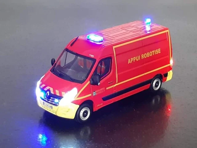 RENAULT MASTER MARINS Pompiers Pompier Marseille Bmpm Appui Robot ...