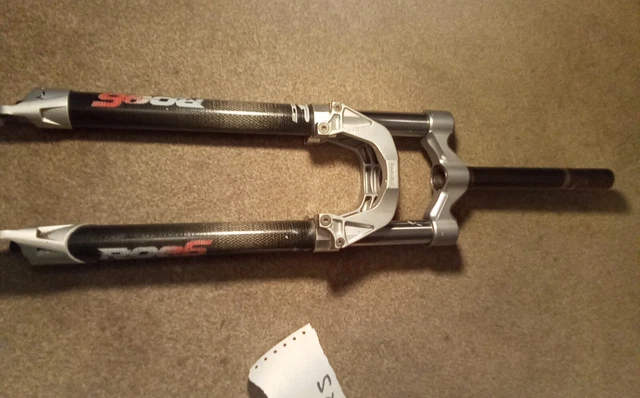RETRO PACE RC36 Proclass 2 Suspension Forks. Carbon Fibre/magnesium. 1 ...