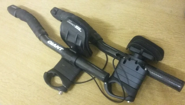 GIANT CONTACT SL Aero Clip-On Bar Clamp + Connect SL S-Type Aero Bar ...