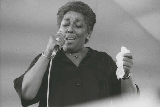 CARMEN MCRAE SING Grasping Cloth At Beppu Ohita Japan 1982 OLD JAZZ ...