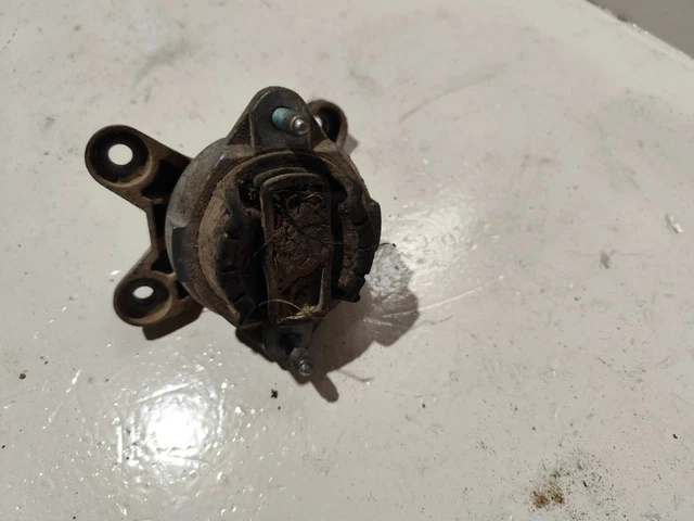 AUDI A4 S4 B6 8E 8H 2003 Gearbox mounting bracket 8e0399115k GMV7156 £ ...