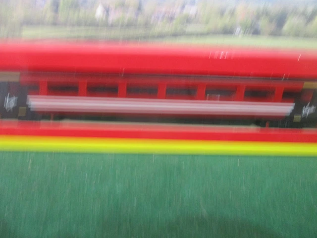 HORNBY VIRGIN MK2 First Class Coach '3350'. Cat No.r4088B £20.00 ...