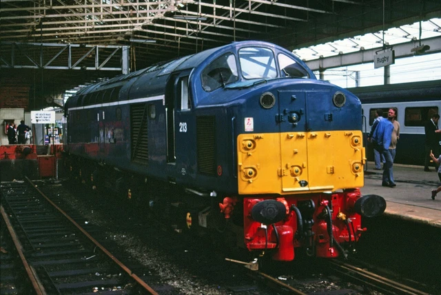 MB 102 ORIGINAL Colour Slide Class 40 213 At Rugby £2.99 - PicClick UK