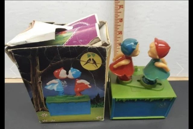 VINTAGE YL YAP’S Battery Operated LOVE BANK Toy Savings Bank w/box Hong ...
