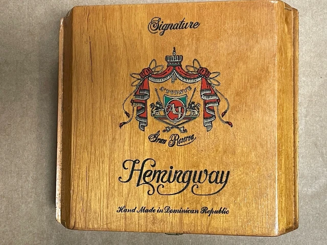 ARTURO FUENTE HEMINGWAY Signature Wood Empty Cigar Box Gran Reserva Dom ...