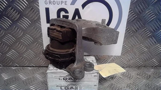 SUPPORT MOTEUR DROIT NISSAN QASHQAI 2 PHASE 2 11210-4BE0A EUR 27,50 ...