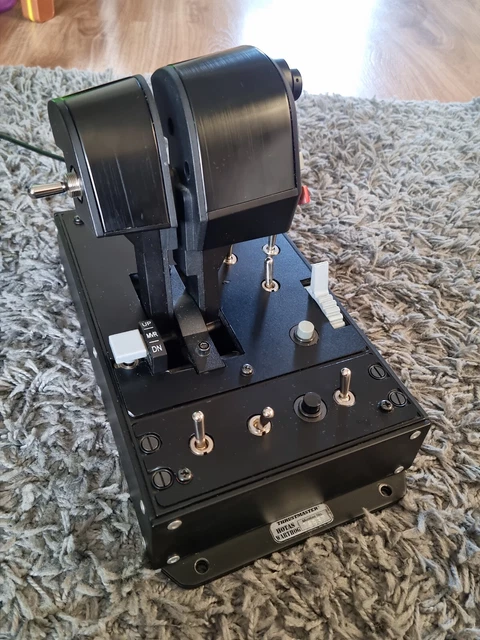 THRUSTMASTER HOTAS FLIGHT Dual Throttle Controller Flight Sim Games ...