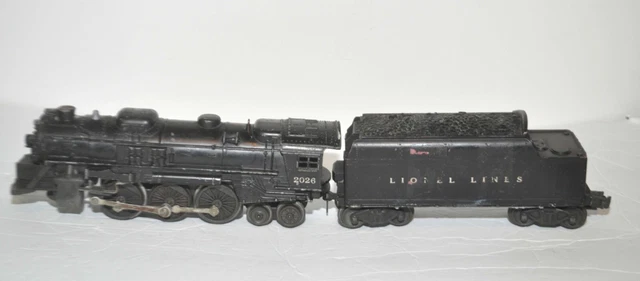 LIONEL POSTWAR O Gauge #2026 Steam Engine Locomotive with Tender $86.02 ...