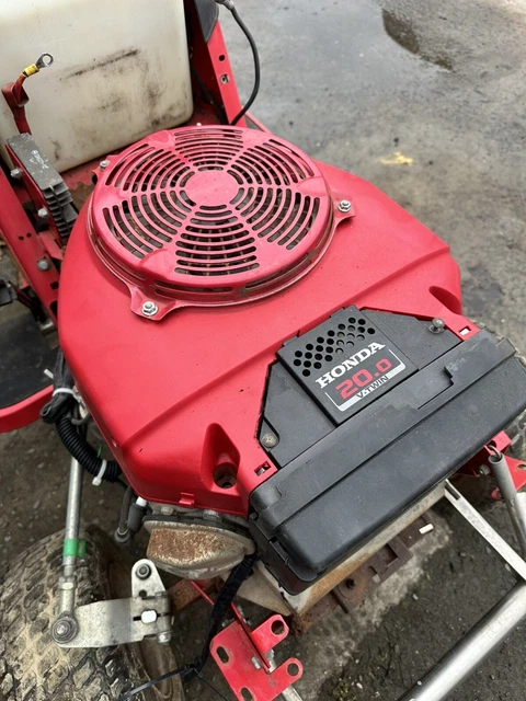 RIDE ON MOWER Vertical 20HP V-Twin Honda GXV620 Petrol Engine Countax ...