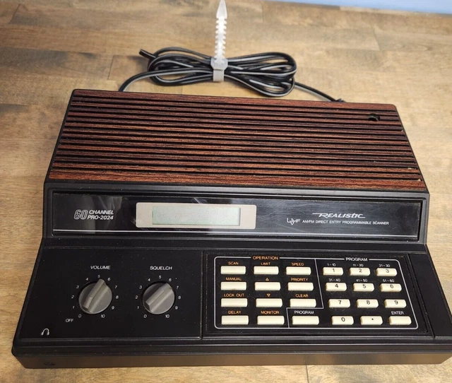 REALISTIC VINTAGE 60 Channel Pro-2024 AM/FM Direct Entry Programmable ...