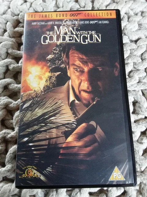 JAMES BOND : THE MAN WITH THE GOLDEN GUN - VHS Video Cassette Tape ...