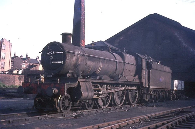 ORIGINAL COLOUR SLIDE of 6923 WR Hall class steam loco £2.25 - PicClick UK