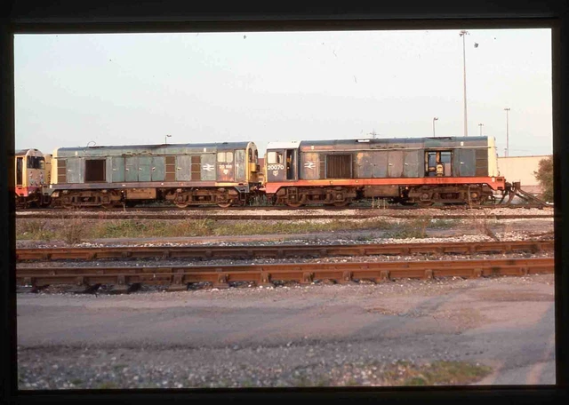 35MM SLIDE BR British Railways Diesel Loco Class 20 x2 toton 20070 166 ...