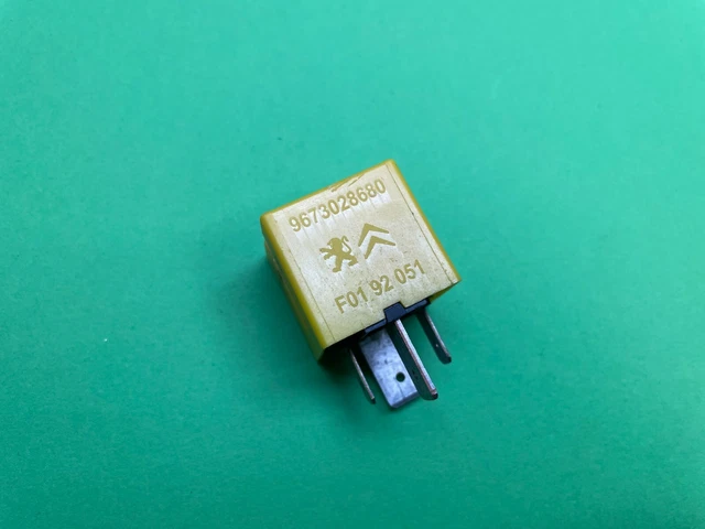 RELE PEUGEOT G. Cartier >PA6.6-GF30