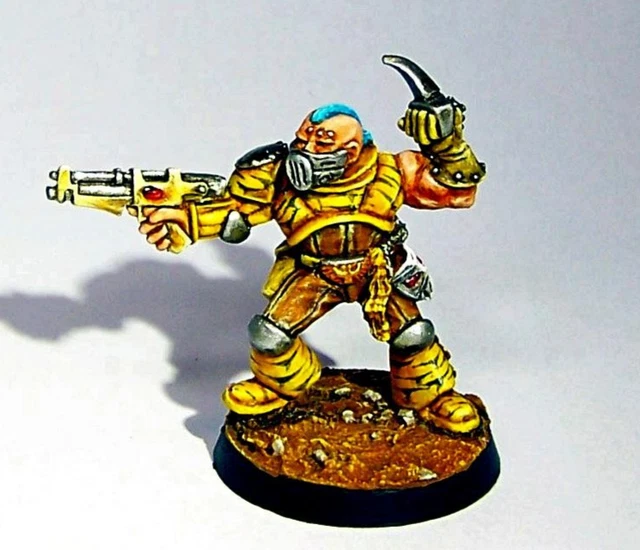 WARHAMMER 40K ROGUE Trader Space Marine Scout with Lasgun & Punch ...