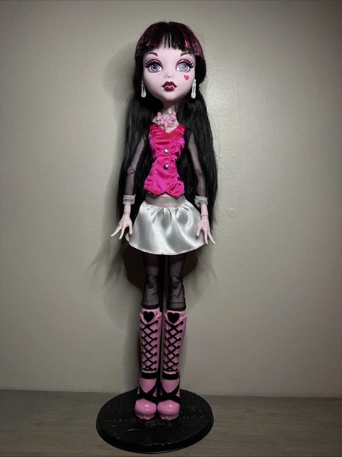 MONSTER HIGH DRACULAURA Frightfully Tall 17” Doll $275.00 - PicClick CA