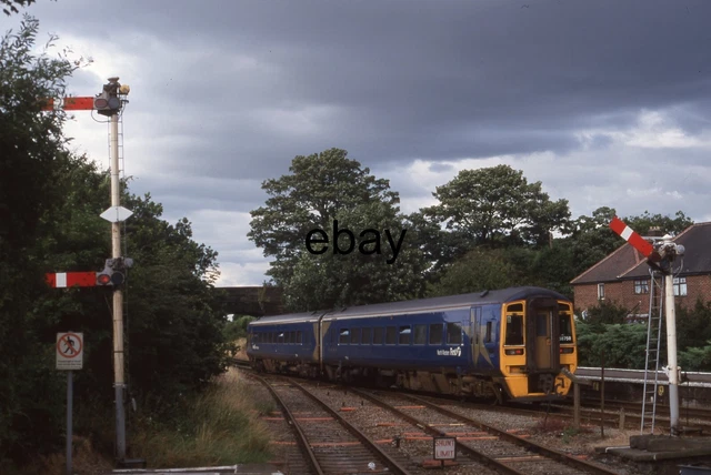 35MM RAILWAY SLIDE - DMU express Sprinter Class 158. 158758 @ Helsby £2 ...