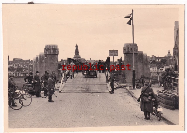 FOTO WEICHSELBRÜCKE ELBING, Soldaten Wehrmacht, Krad, Ostpreußen ...