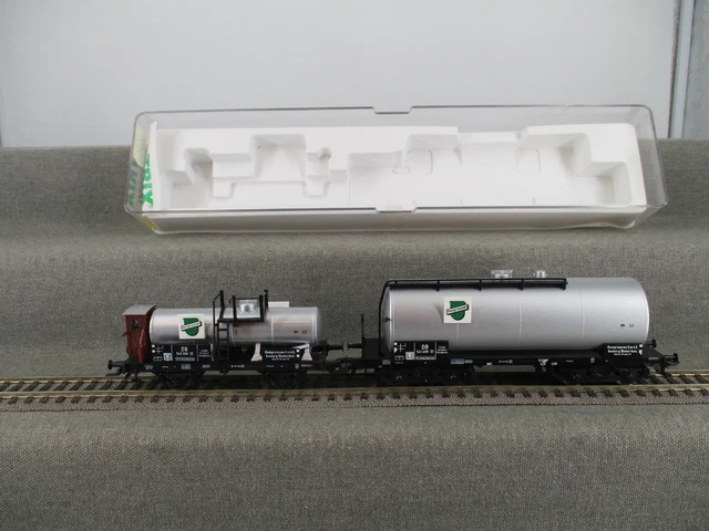 TRIX SPUR H0 23950 Güterwagen-Set 2-teilig Kesselwagen der DB in OVP ...