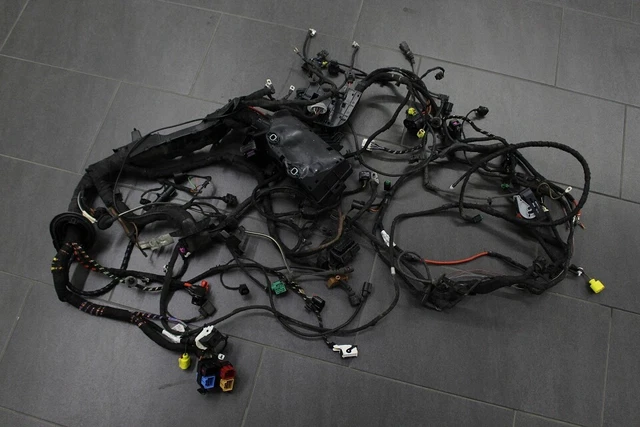 AUDI A3 8V e-tron VW Golf 7 GTE cable set engine 04E972627GS harness 1. ...