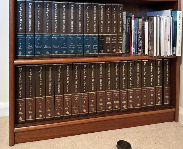 ENCYCLOPEDIA BRITANNICA FULL set 1980 £15.00 - PicClick UK