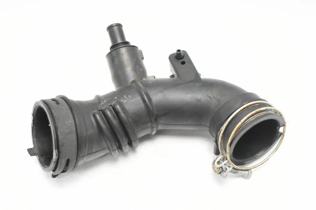 TUBE DE CONDUIT d'air 17880-0m090 1.5h yaris iii 17880-0M090 TOYOTA EUR ...