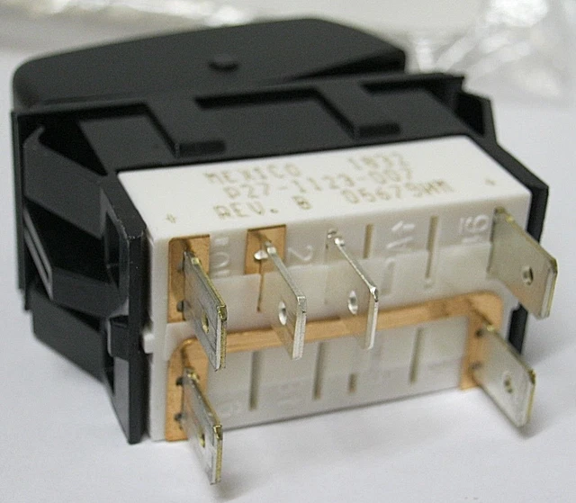 ~NEW PACCAR OEM - KENWORTH SPARE ROCKER SWITCH p/n - P27-1123-007 $151. ...