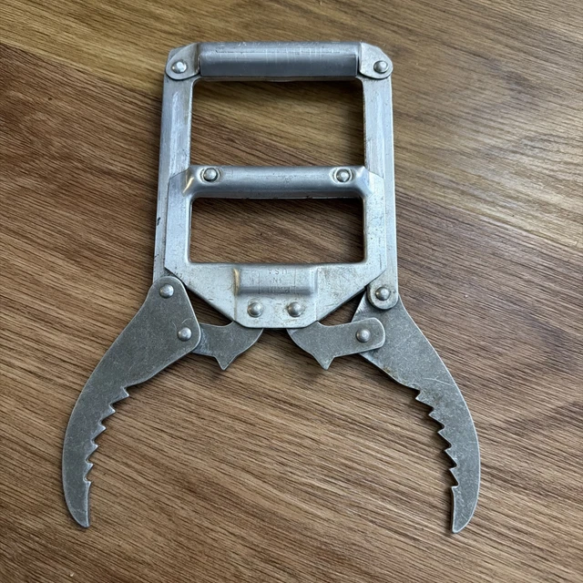 VINTAGE NURLUND ALUMINUM “Fish Gripper” Hand Gaff Made in USA Fishing ...