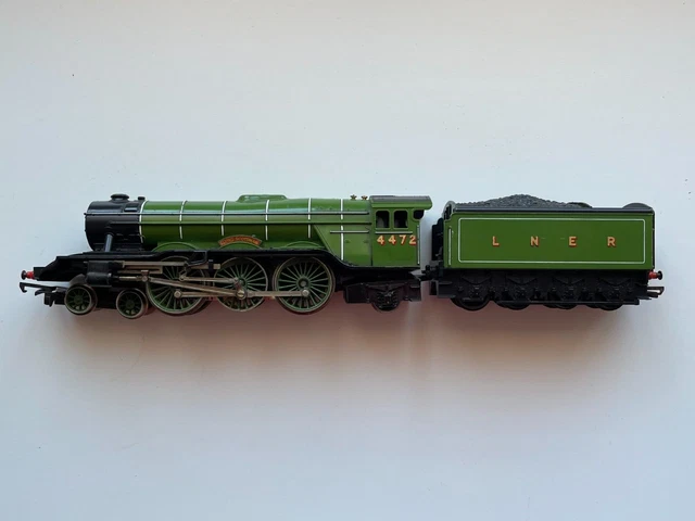 HORNBY R850/5 OO Gauge Flying Scotsman 4472 Class A3 LNER Locomotive £67.99 - PicClick UK