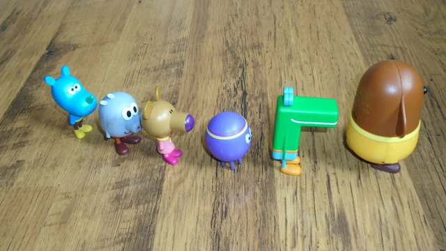 HEY DUGGEE CHARACTER Figures BBC cbeebies Collection £12.00 - PicClick UK