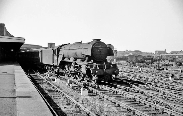 RAILWAY B/W Negative 35mm LNER 60084 York c1960's. £5.50 - PicClick UK