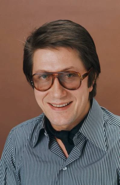 STUDIO: JACQUES DUTRONC Smiling portrait of Jacques DUTRONC Old Photo ...