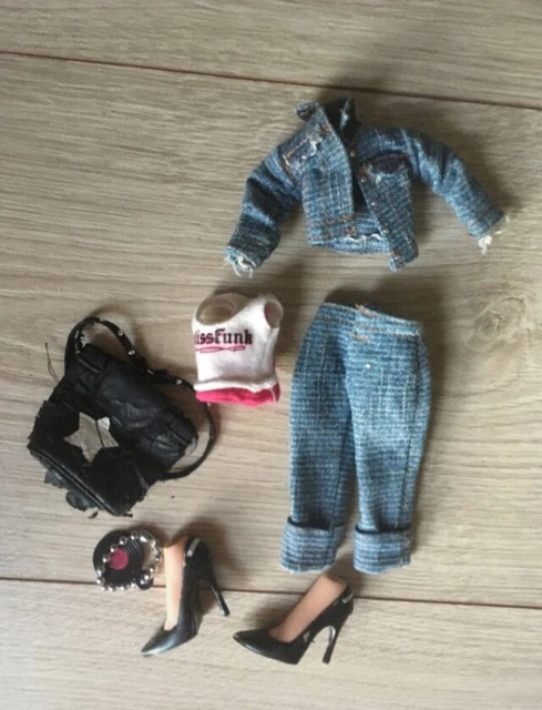 MGA BRATZ FLASHBACK fever Cloe outfit shoes pants keyring FF EUR 30,00 ...