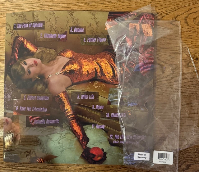 TAYLOR SWIFT THE Life Of A Showgirl: Shiny Bug | Violet Shimmer Vinyl £ ...