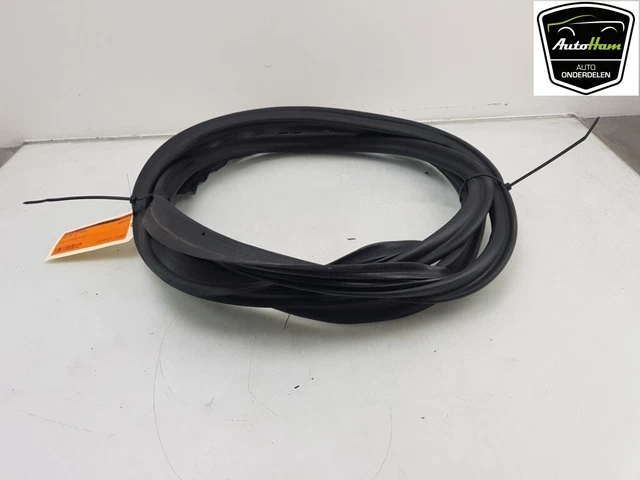 COFFRE COUVERCLE RUBBER SEAL TRUNK LID SEAL Audi Q5 (FYB/FYG) 2020 ...