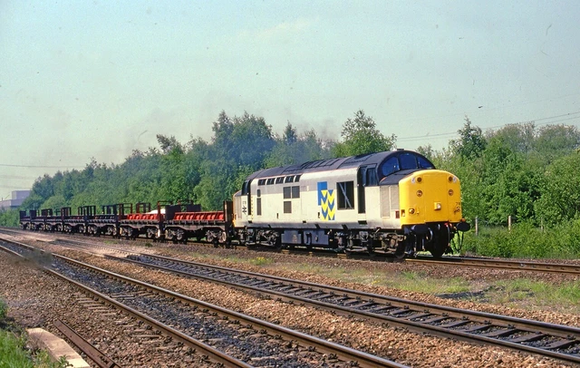 ORIGINAL 35MM RAIL Slide Class 37 37717 Water Orton 21 4 92 + Copyright ...