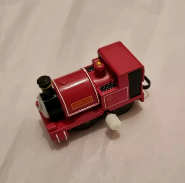 THOMAS THE TANK Engine & Friends TOMY WIND UP UPS SKARLOEY TRAIN COMBINE POST .. £4.99 - PicClick UK