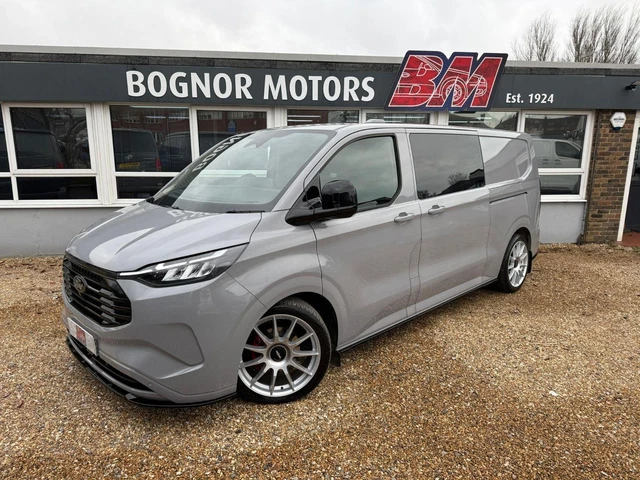 2024 FORD TRANSIT Custom 2.5 320 Duratec 11.8kWh Limited Crew Van Auto L2 H1 Eur £66,000.00 ...