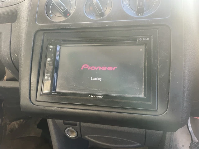 PIONEER AVH-270BT DOUBLE Din Screen Bluetooth Reverse Camera CD Player ...