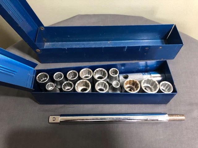 VINTAGE HEYCO 15 Piece Socket Set attachments and Boxed Tins. £26.00 ...