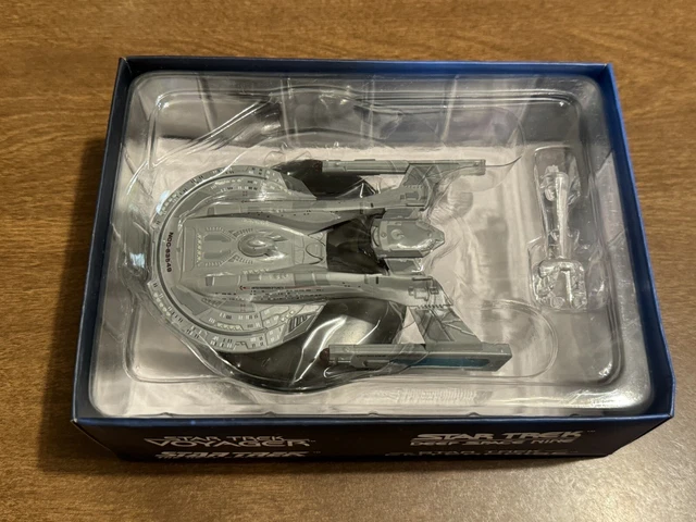 AKIRA CLASS USS THUNDERCHILD Eaglemoss STAR TREK Starship numéro #12 ...