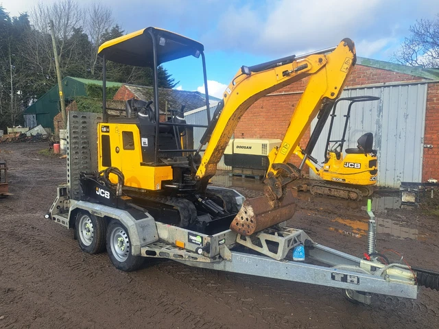JCB 16C-1 MINI Digger Trailer Breaker And 3 Buckets £14,081.72 ...