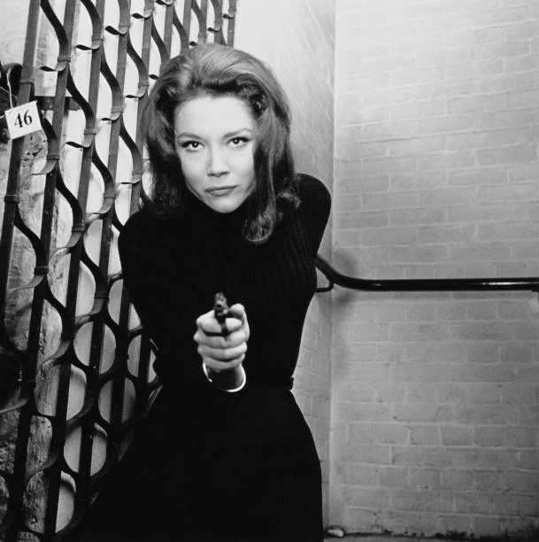 ENGLISH ACTRESS DIANA Rigg As Emma Peel The Avengers 1964 OLD PHOTO 1 £ ...
