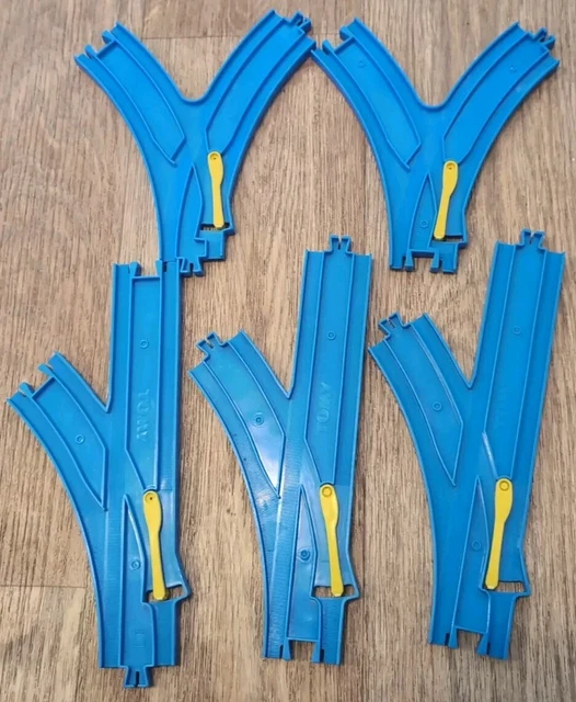 TOMY TRACKMASTER THOMAS And Friends blue junction track bundle of 5 ...