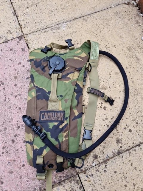 BRITISH ARMY ISSUE Camelbak Water Bladder Dpm Mtp Virtus Uksf Hydration 3 L Han £12.00 - PicClick UK
