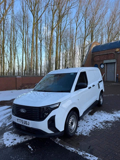 2025 (75 REG) Ford Transit Courier Leader 1.5 Ecoblue Van - only 1698 ...