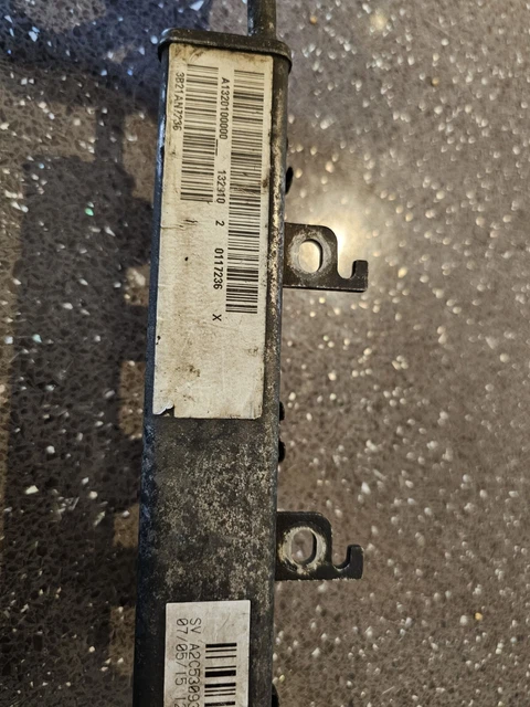 SMART CAR FORTWO 451 Fuel Injection Rail With Injectors. Fits 2007-14 £ ...