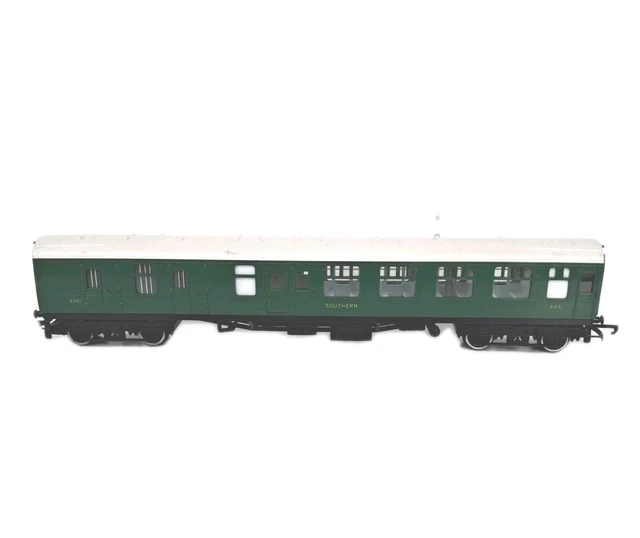 TRIANG SR MK 1 Brake 2nd Coach 4351 Southern Green R623 OO Gauge £9.95 ...