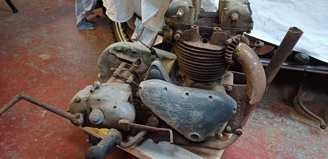 TRIUMPH PRE-UNIT / Pre-War Engine Gearbox Chain Cases & Crank Cases £ ...