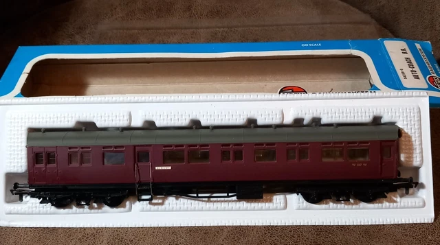 AIRFIX 54256-8 AUTO Coach W187W BR - MAROON DIDCOT, OO Gauge, Boxed £8. ...
